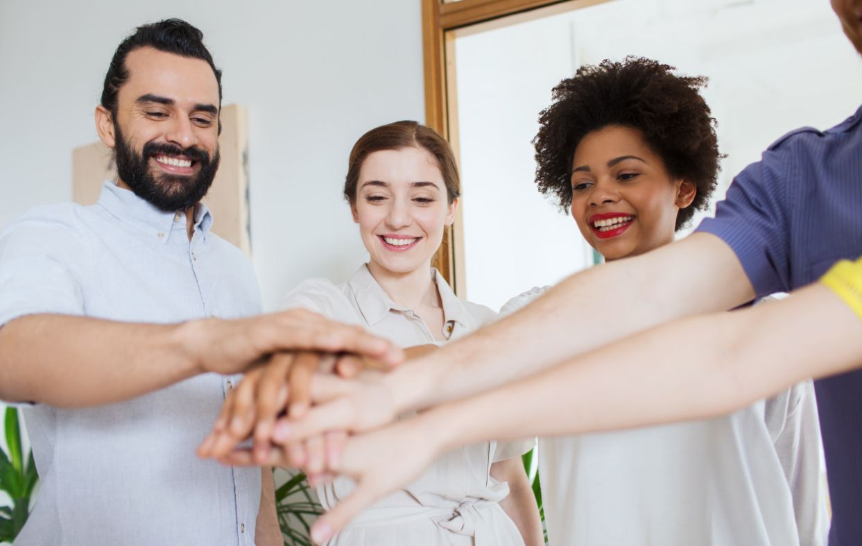 How to Maintain Positive Attitude During Difficult Times | 9 Awesome Tips